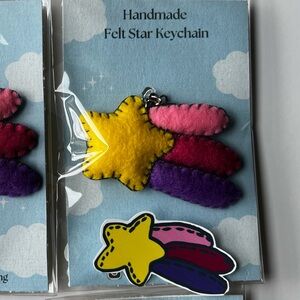 Hand Crafted | Accessories | Hostpick Handcrafted Shooting Star Felt ...